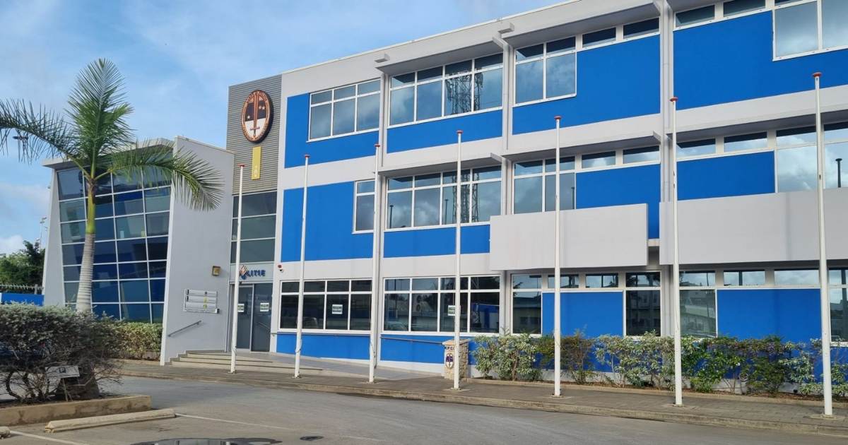 AGENTE POLISIAL DI KPCN TA KEDA DETENÉ SOSPECHÁ DI ENTRE OTRO MALTRATO ...