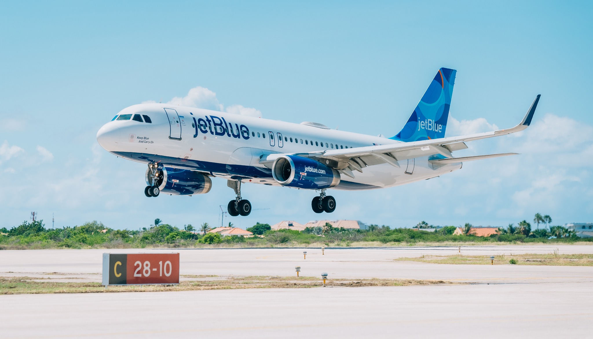 JETBLUE I TOURISM CORPORATION BONAIRE TA KONFIRMÁ FIN DI BUELONAN DI ...